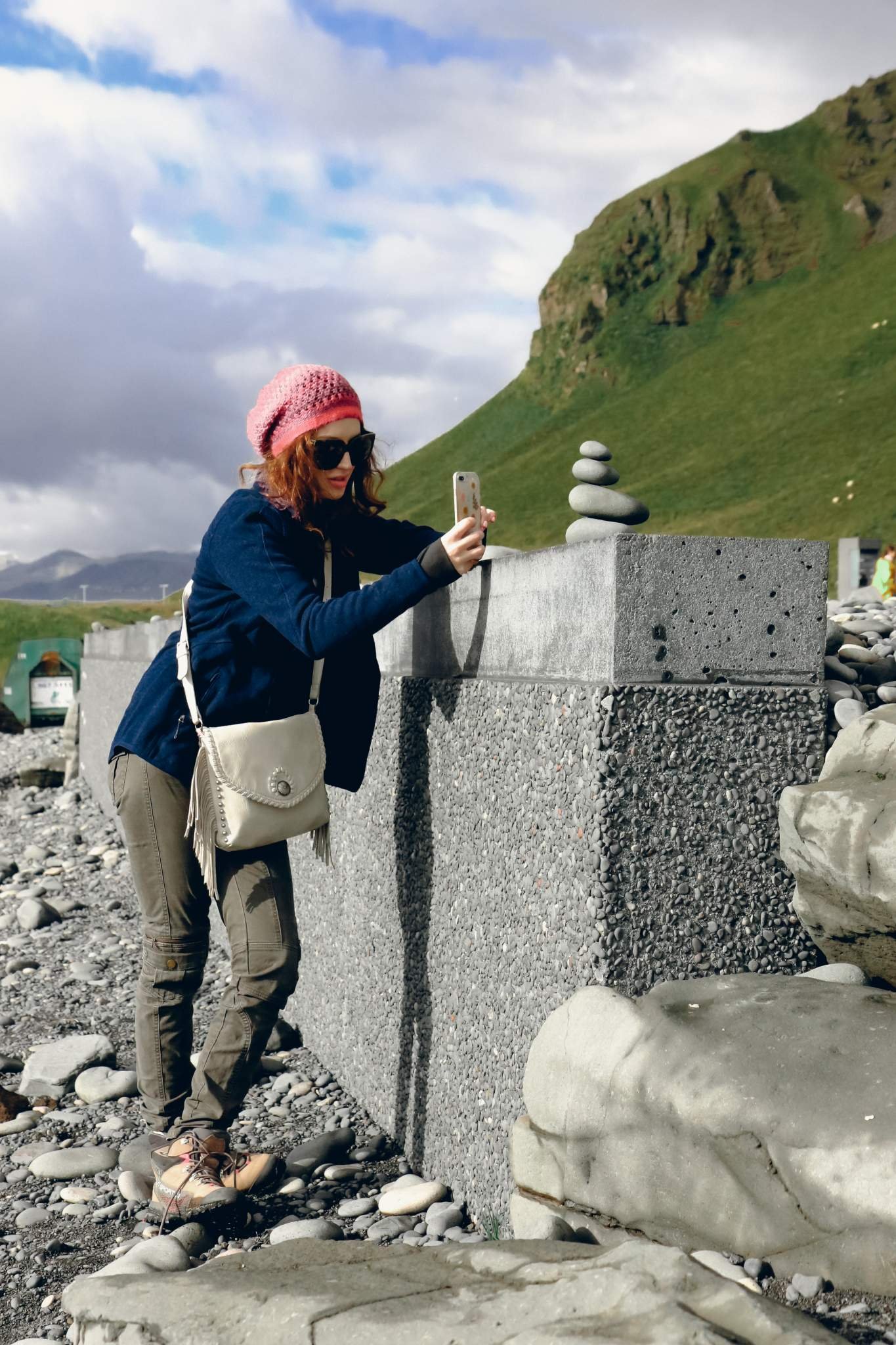 Iceland Black Beach : Reynisfjara and the Road to Vik