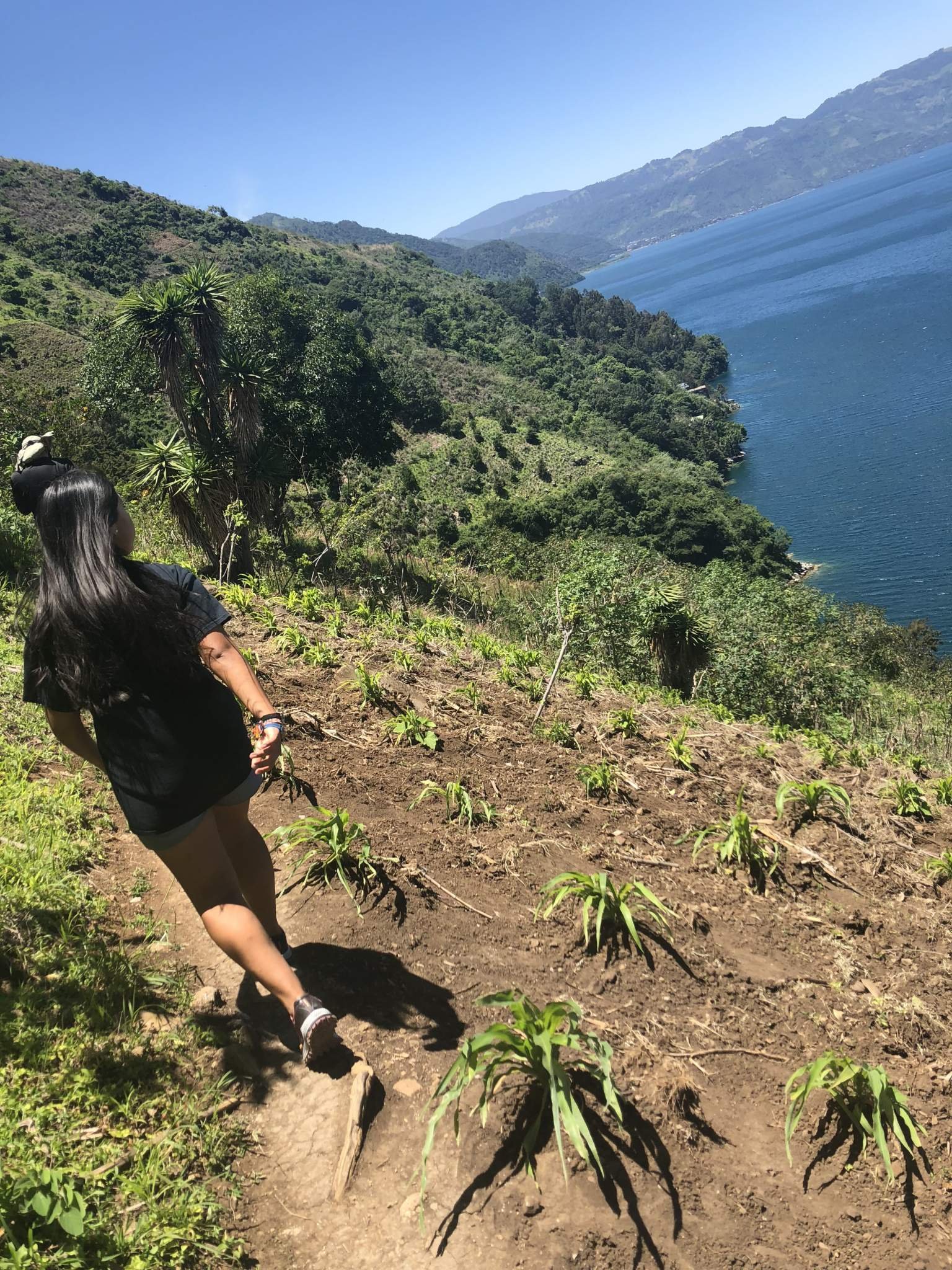 Hiking Around Lake Atitlan, Guatemala : What is it Like?